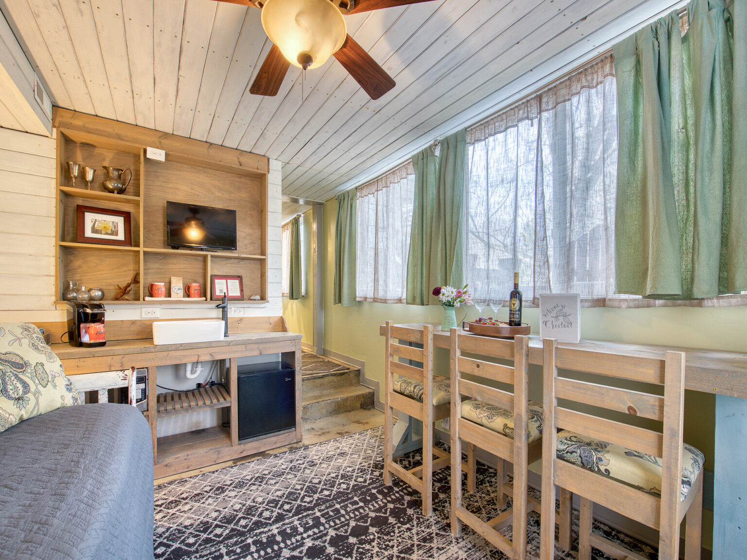 Room, Suites and Accommodations at our NC Bed and Breakfast